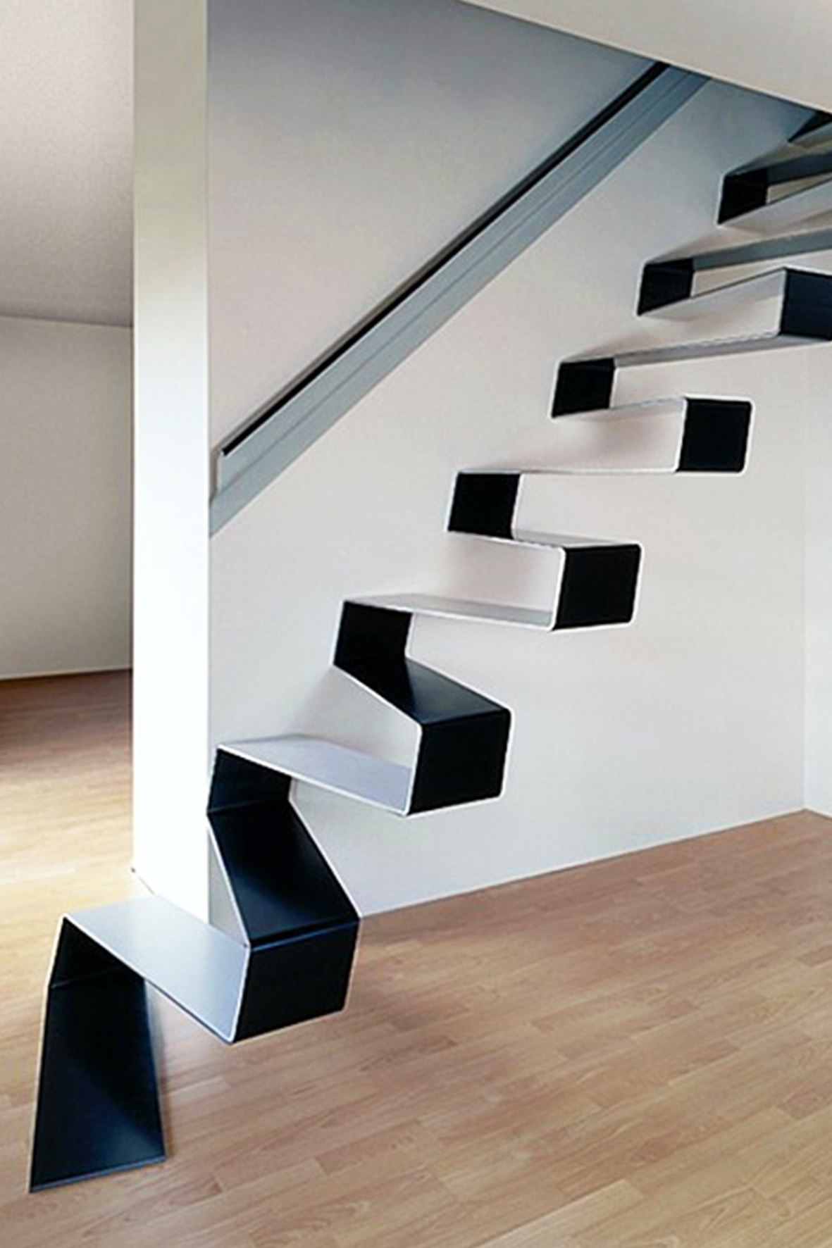 Escadas que roubam a cena! - Novo Ambiente | Catálogo