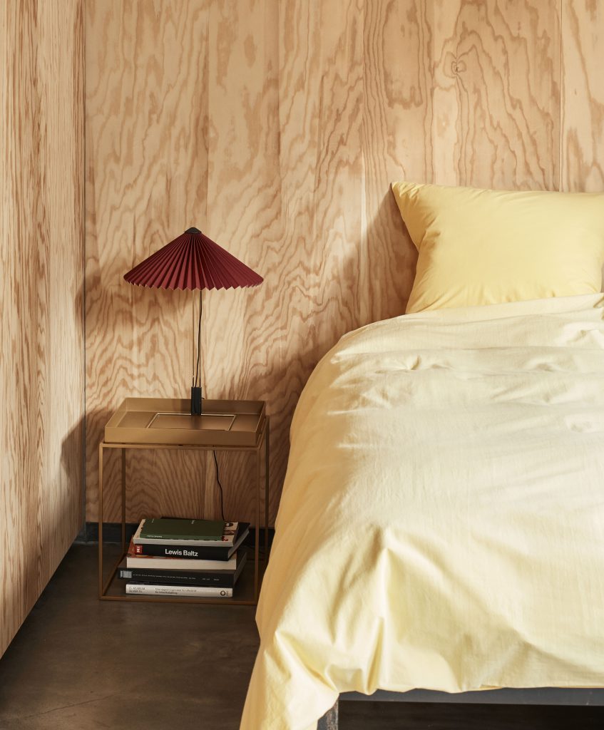 Mesa Lateral Tray - Novo Ambiente | Catálogo